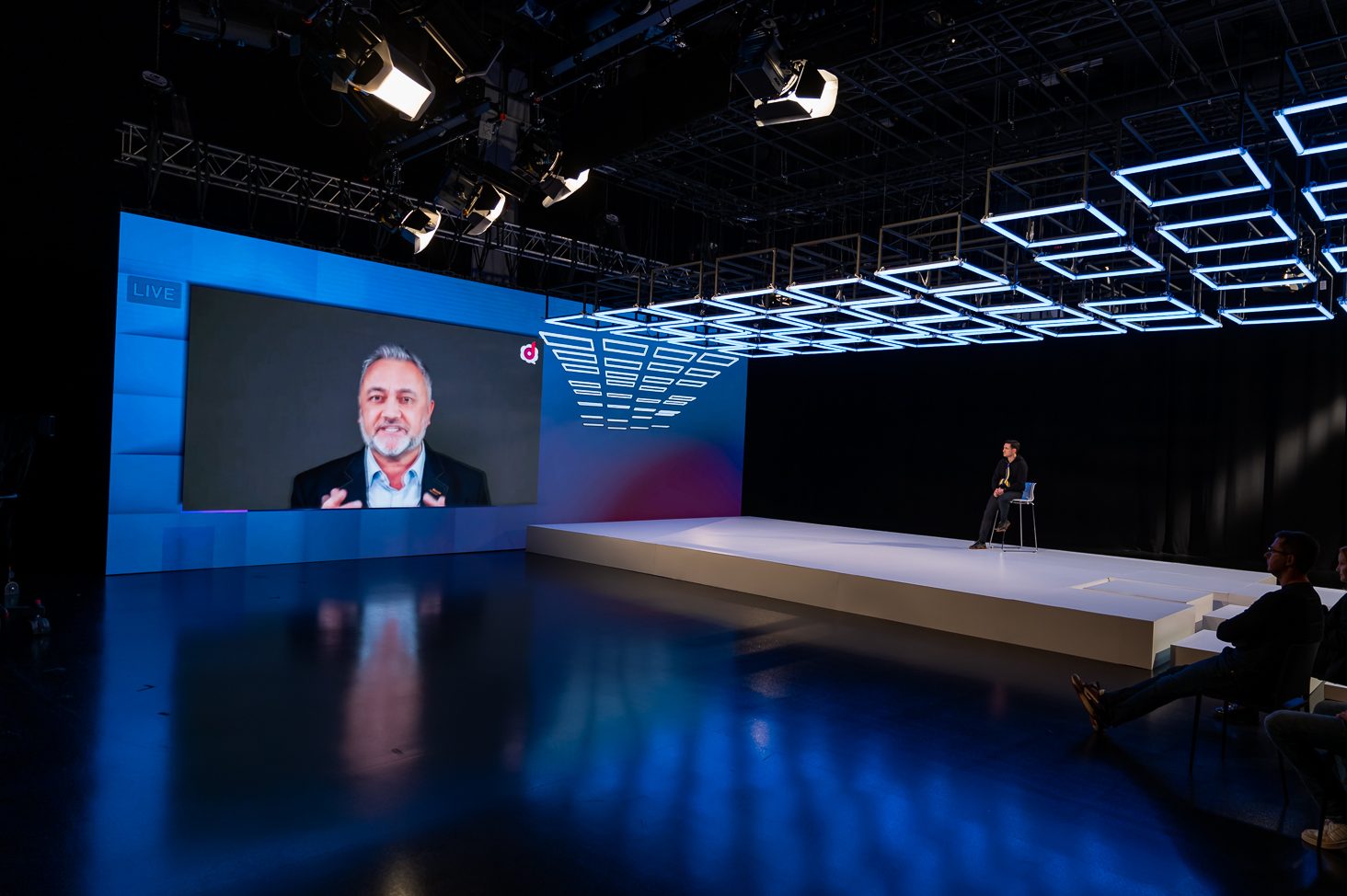 Warren Knight – ThinkDigitalFirst: „Am doi copii mici iar meseriile lor ...