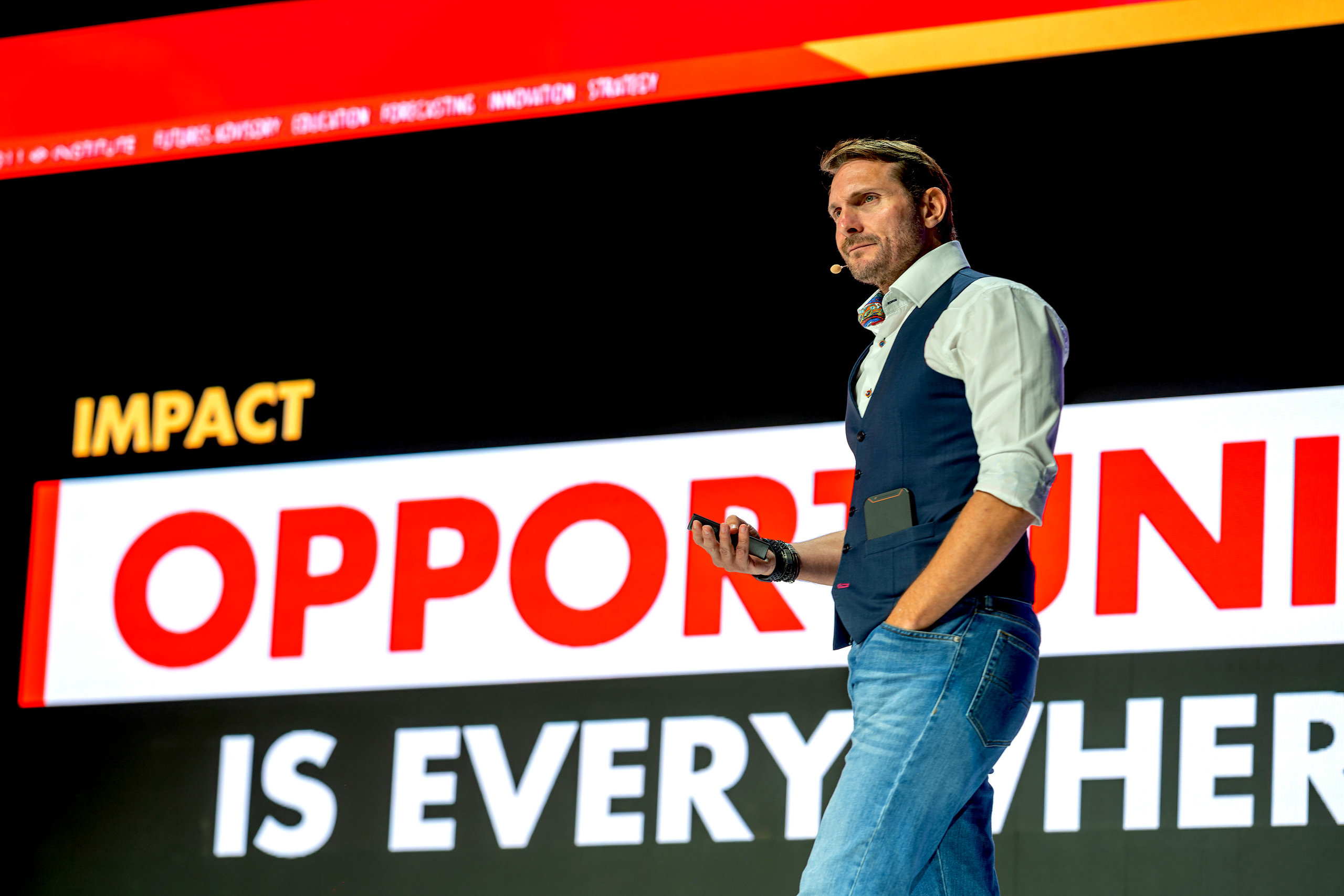 [VIDEO] UITAȚI TOT CE ȘTIȚI! Vechile reguli nu mai sunt valabile... dar cum să ne pregătim ...